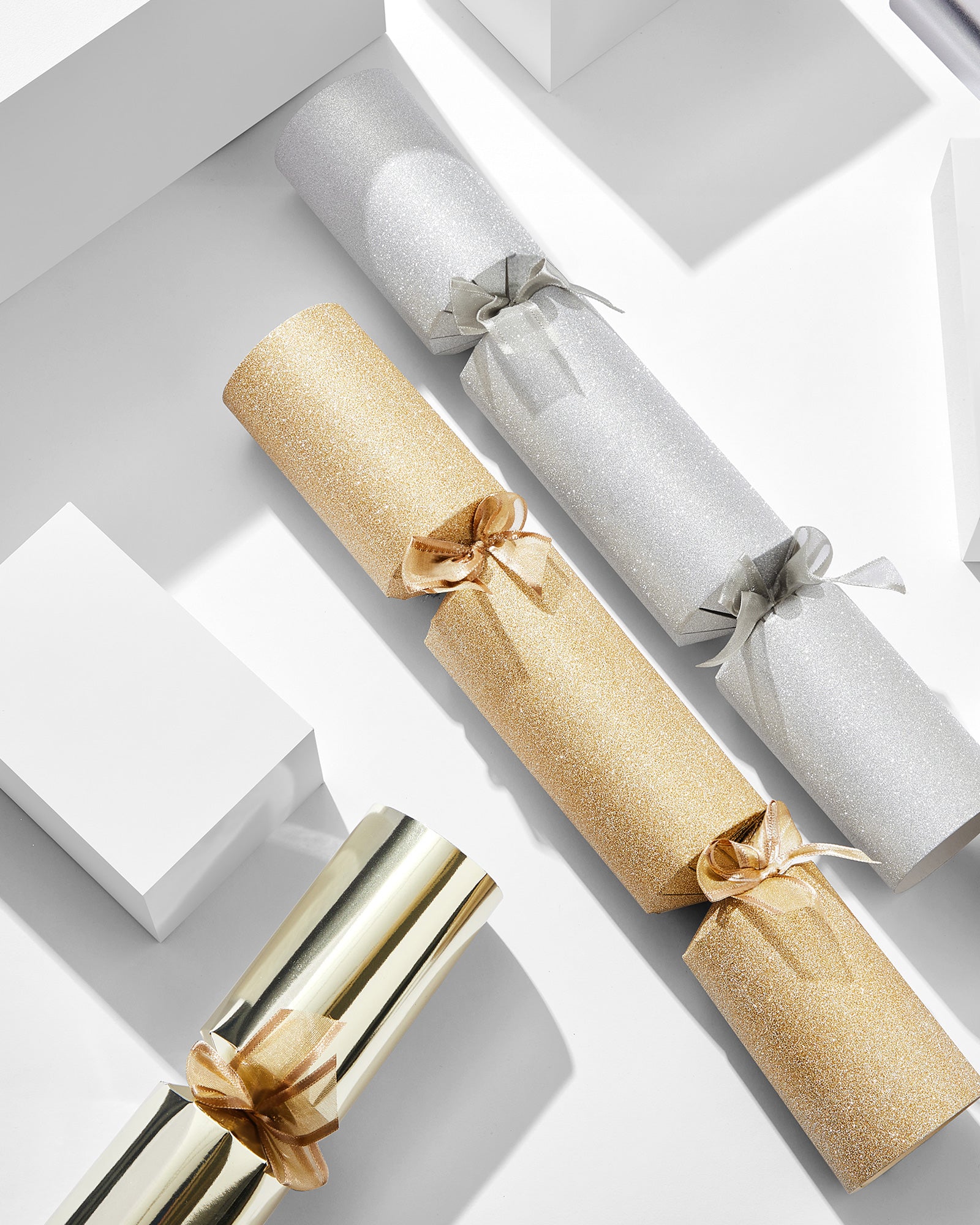 Festive Crackers – Mestige